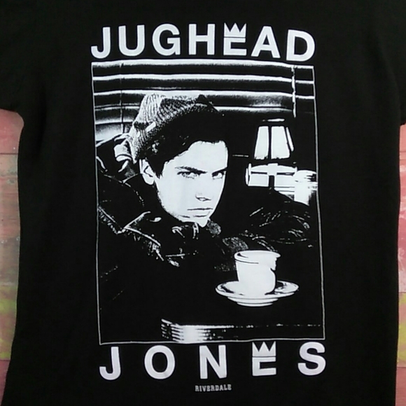 Graphic Tee | Tops | Jughead Jones Riverdale Graphic Tee Size Med ...